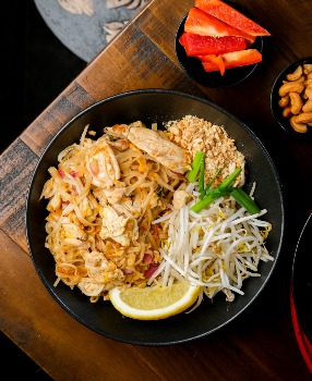 Malee made in Thailand Restaurant - Payo